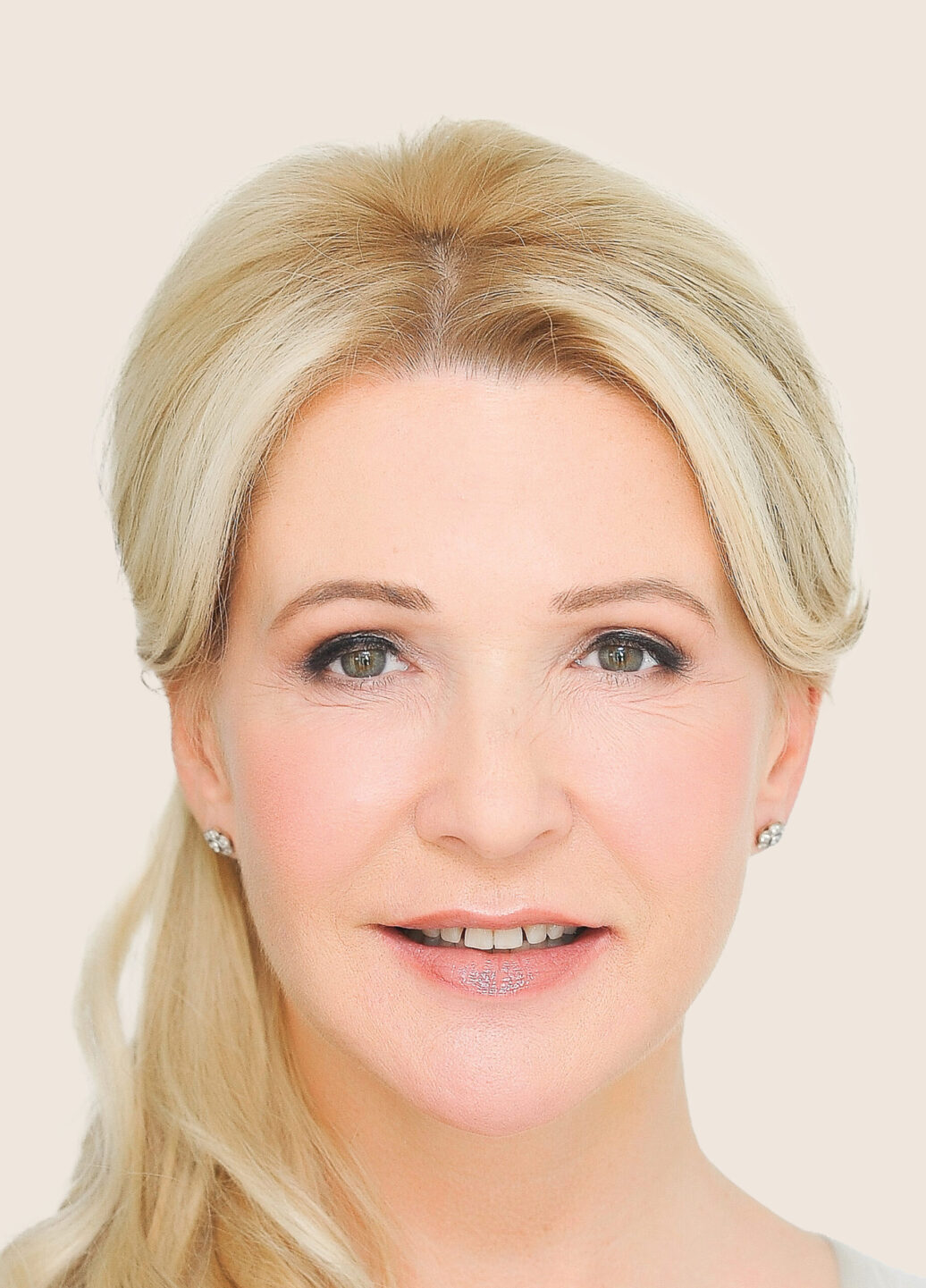 Proměna Lenka - Yes Visage